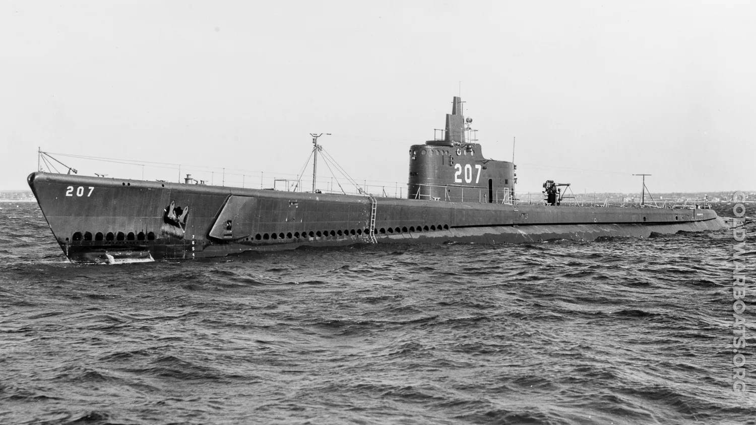USS GRAMPUS (SS 207)