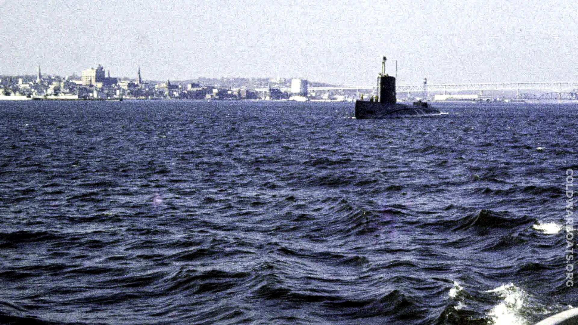 USS TRITON (SSRN/SSN 586)